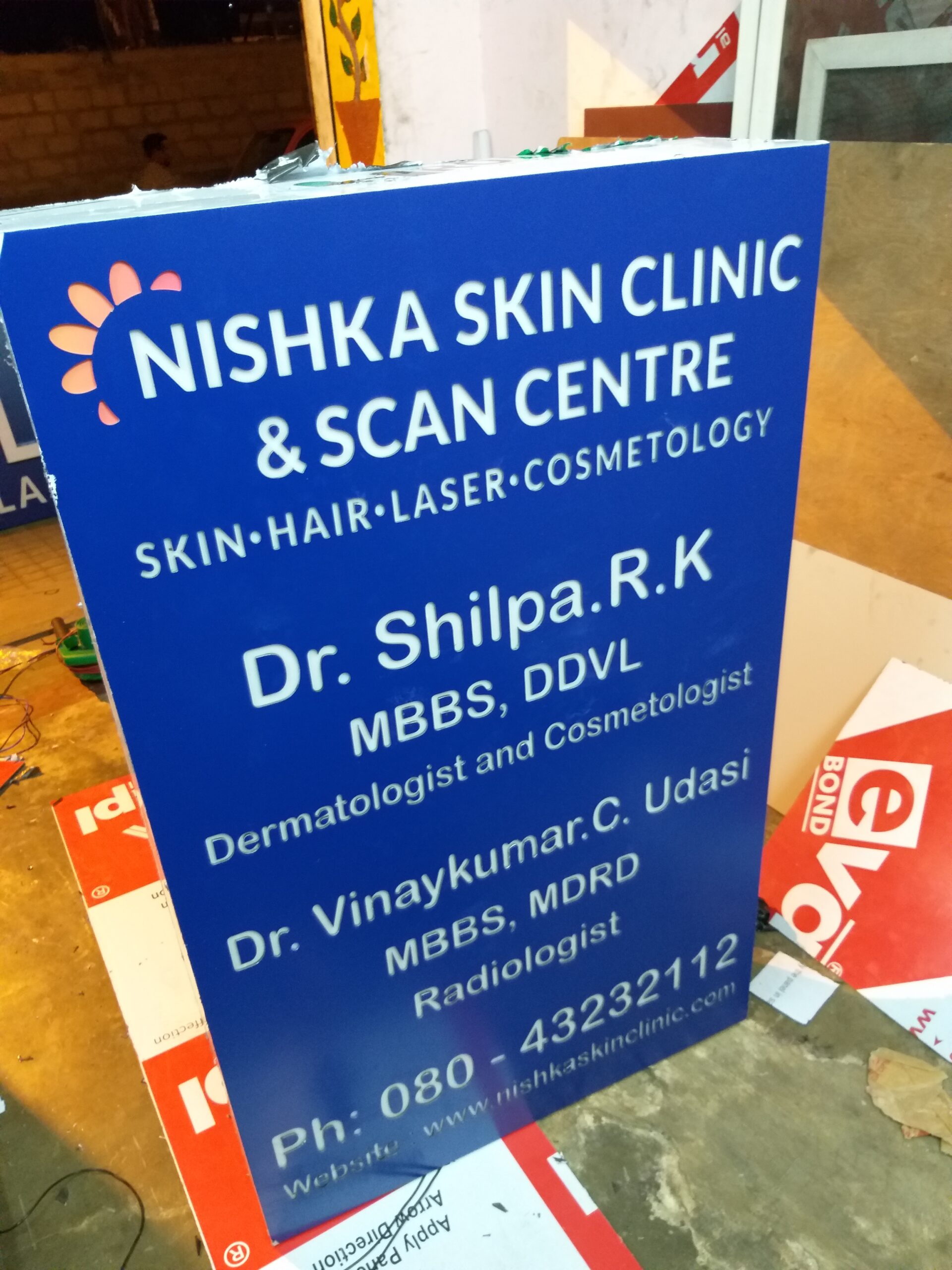 2D Sign Boards – Hadid Signs